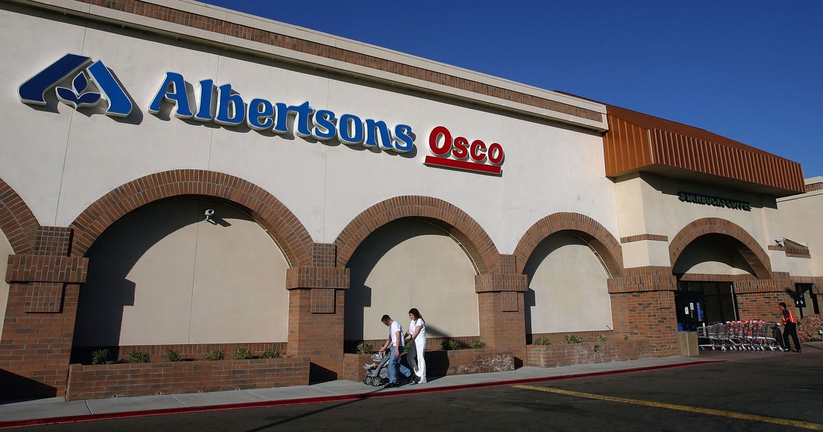 UH OH: Albertson's stores hacked for credit card data | FOX 13 Seattle
