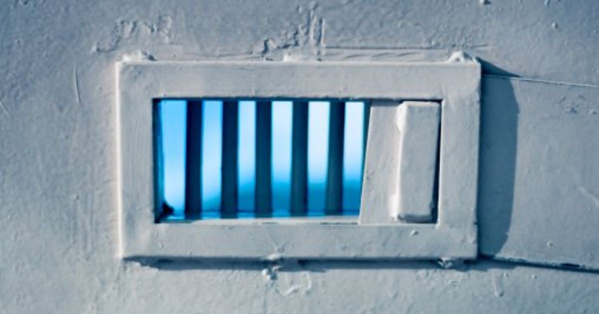 Washington tries to deal with overflowing prisons | FOX 13 Seattle