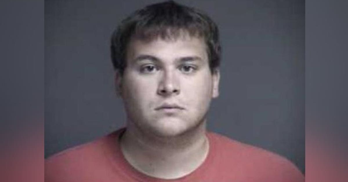 Former Ohio teacher faces sex charges involving at least 28 first ...