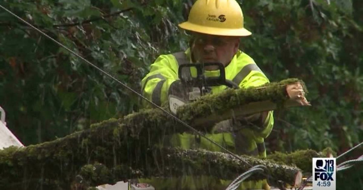 Crews get ready to deal with possible power outages as storm heads into ...