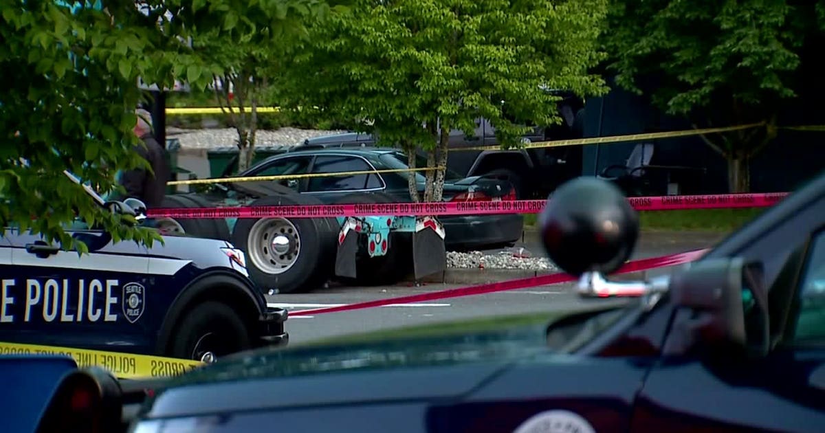 Two killed in South Seattle Safeway parking lot shooting | FOX 13 Seattle