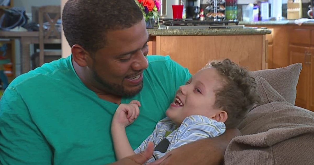 Ex-Seahawks lineman Locklear's new hope for son who suffered brain ...