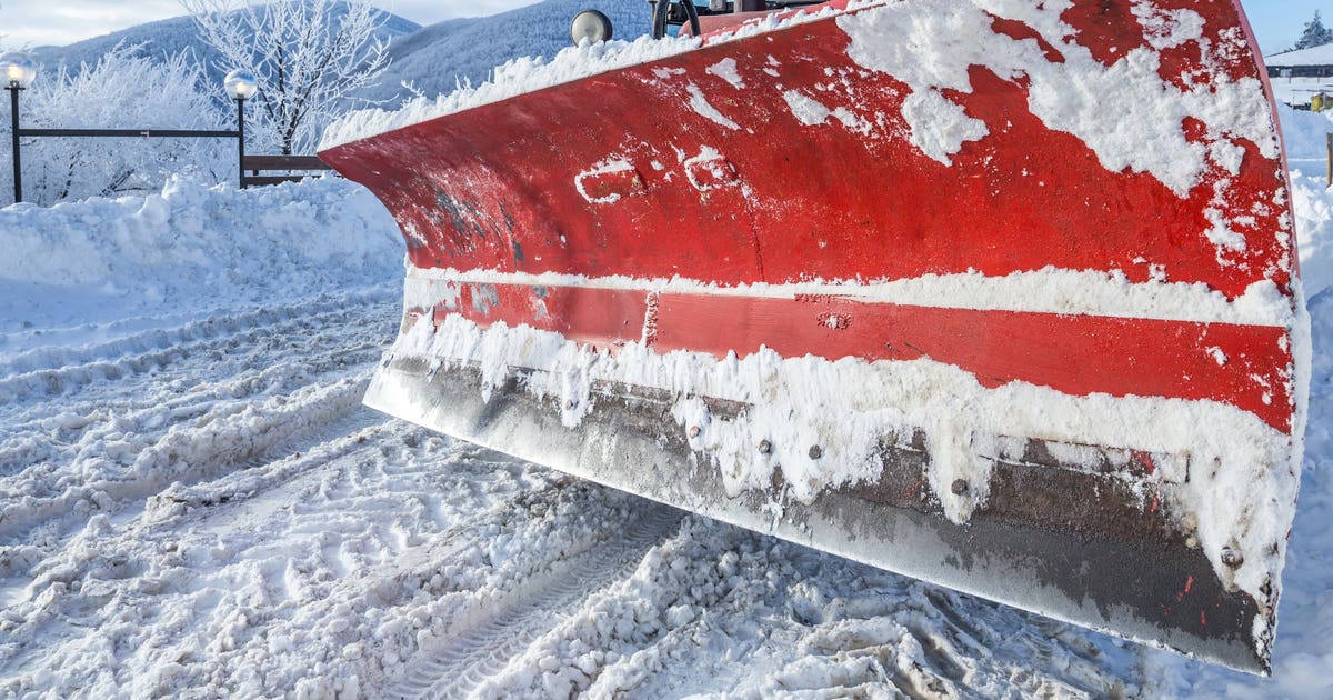 Two snow plow drivers threatened in Spokane County | FOX 13 Seattle