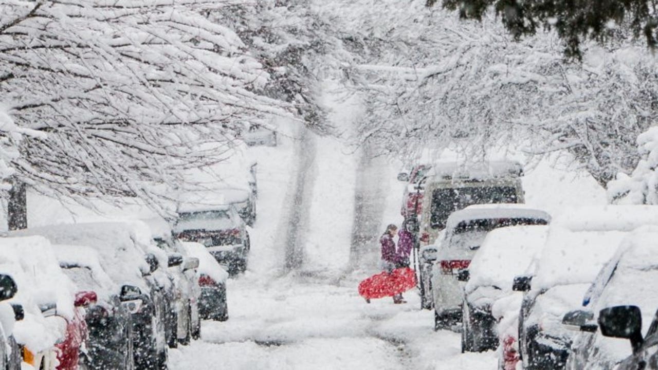 Cold weather shelters open in Western Washington as temperatures drop
