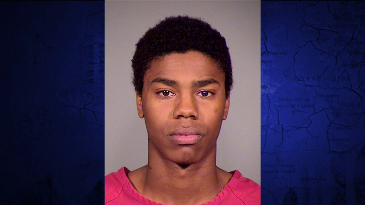 Convicted felon accused of following teens off bus, violently robbing ...