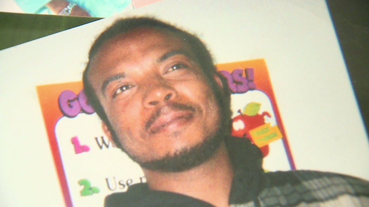 Dyron Thompson murder: One year later, Seattle Police still need help ...