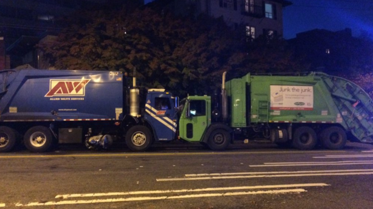 Police Thief Steals Seattle Garbage Truck Goes On Joyride Fox 13 Seattle