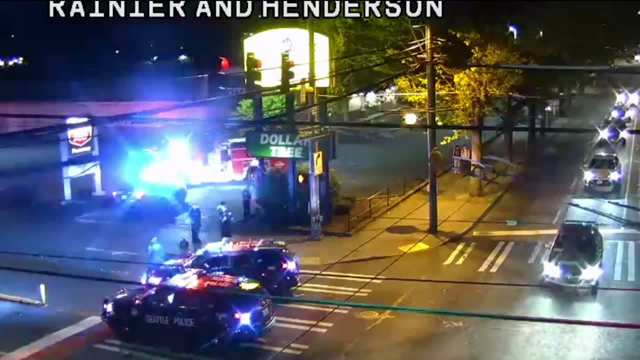 Shooting in Seattle's Rainier Valley sends two to the hospital | FOX 13 ... Shooting in Seattle's Rainier Valley sends two to the hospital | FOX 13 ...