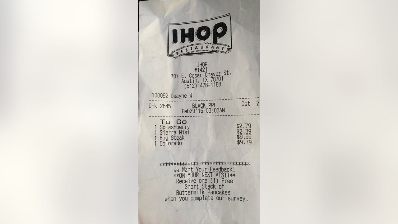 Couple angry over words written on their IHOP receipt Couple angry over words written on their IHOP receipt