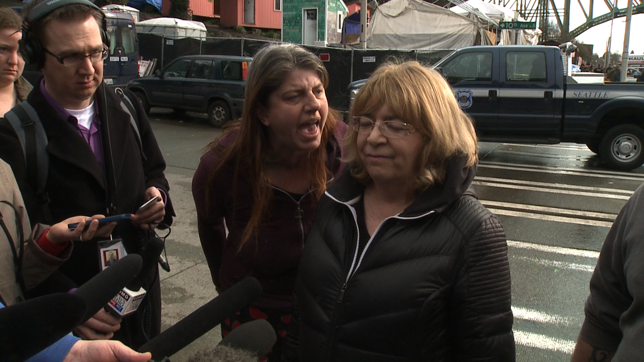 Tempers flare during Seattle homeless camp sweep; at least 16 people ...