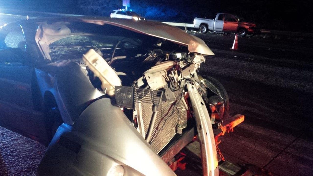 Driver Makes U Turn On I 5 Causes Crash Fox 13 Seattle