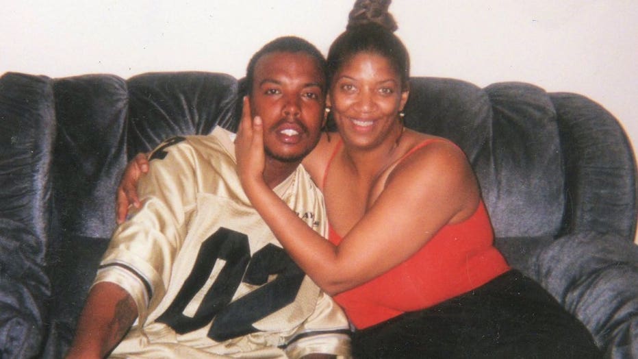 Dyron Thompson murder: One year later, Seattle Police still need help ...