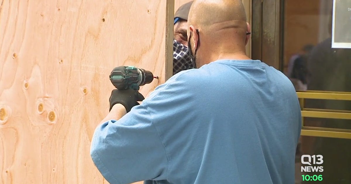Seattle businesses board up storefronts, prepare for more unruly ...