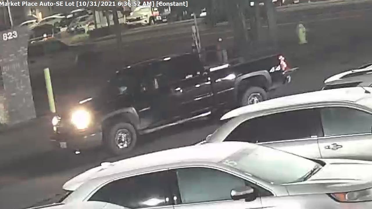 Puyallup Police Search For Suspects In Two Trucks After Off Duty