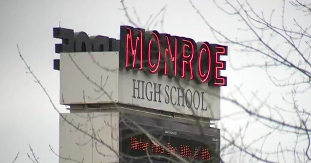 Monroe students walk out in protest over racism allegations | FOX 13 ...