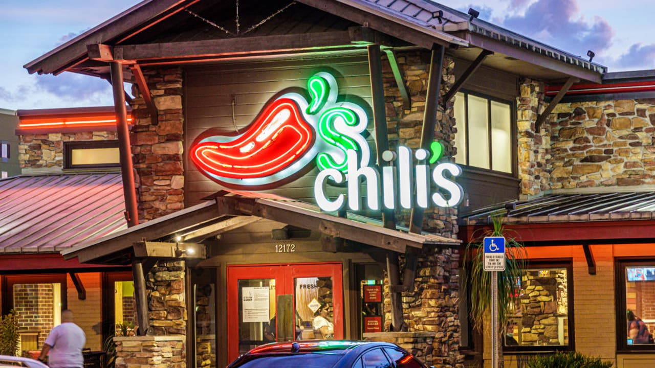 Chili’s restaurants using robot servers to make jobs easier for workers ...