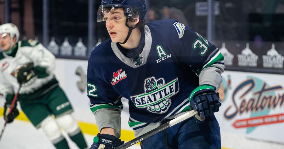 Rempe, Roulette goals lift T-Birds to Game 1 win over Oil Kings | FOX ...