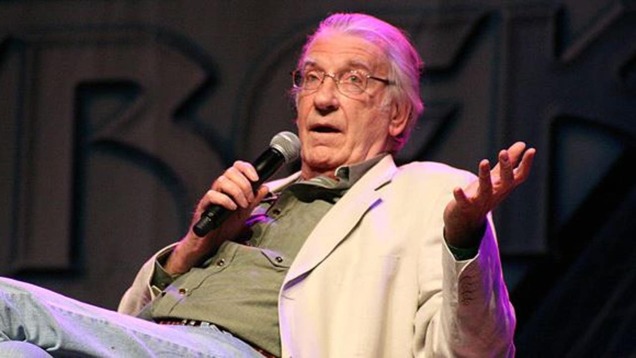 'Titanic' and 'The Omen' actor David Warner dies at 80 | FOX 13 Seattle