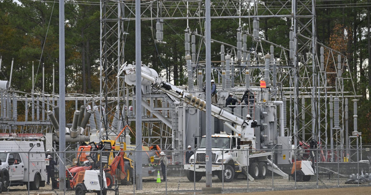 Feds: Power substations under attack in Washington, Oregon | FOX 13 Seattle