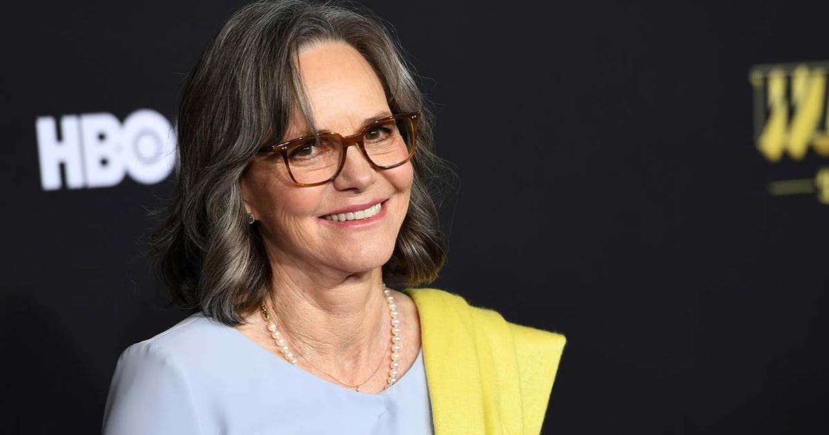 Sally Field to be honored with 2023 SAG Life Achievement Award | FOX 13 ...