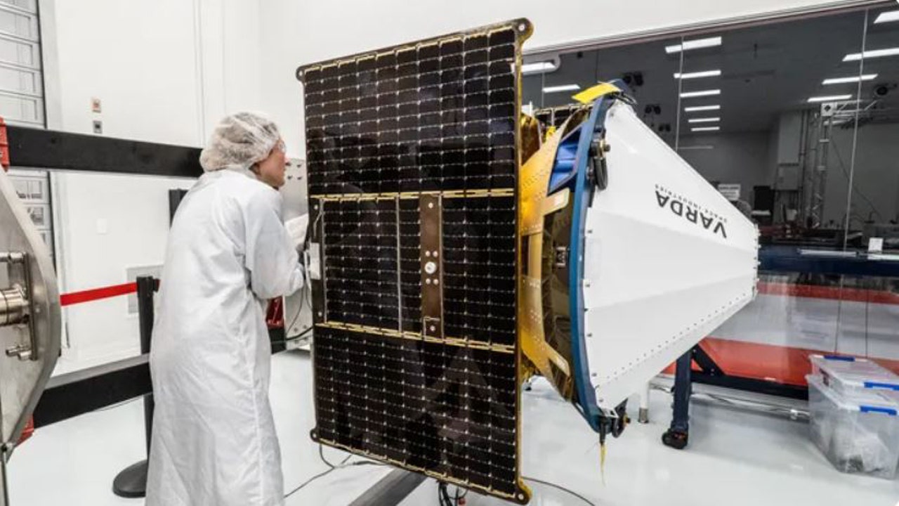 World's first drug-making factory in space up and running | FOX 13 Seattle
