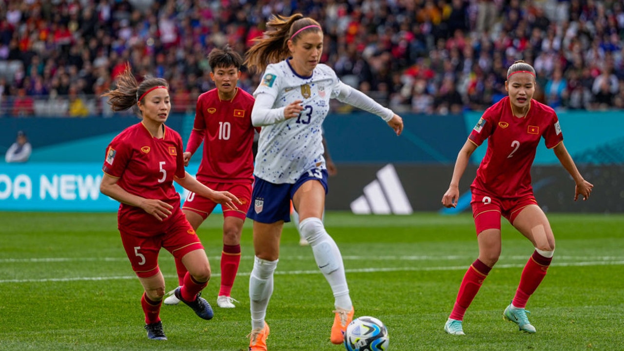 Alex Morgan embracing first World Cup as a mom: 'I'm playing two roles ...