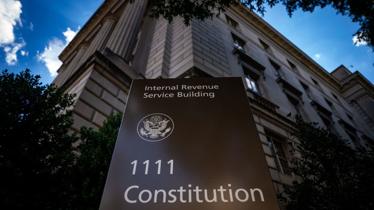 IRS announces changes impacting catch-up contributions | FOX 13 Seattle