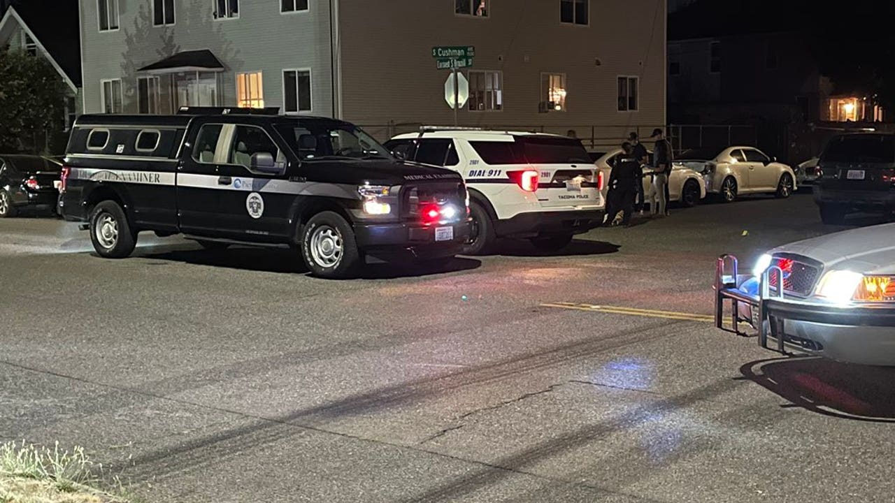 Police investigate deadly Tacoma shooting | FOX 13 Seattle Police investigate deadly Tacoma shooting | FOX 13 Seattle