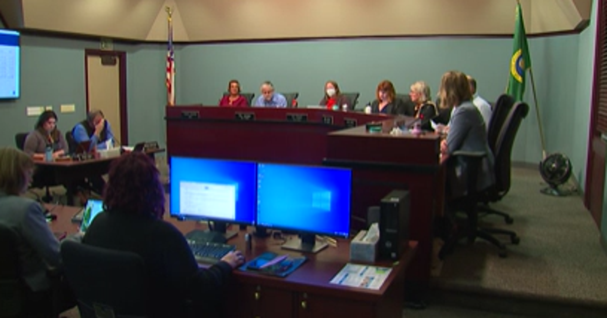 Everett mayor's 2024 budget proposal includes hiring 9 more officers ...