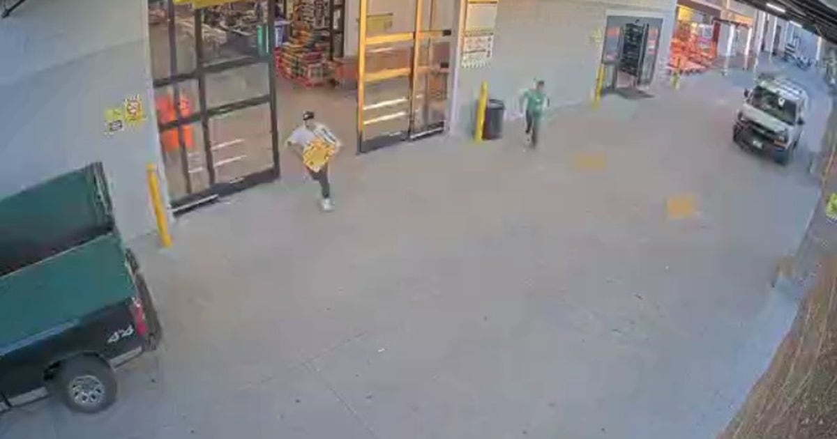 Video shows man run out of Renton hardware store with stolen ...