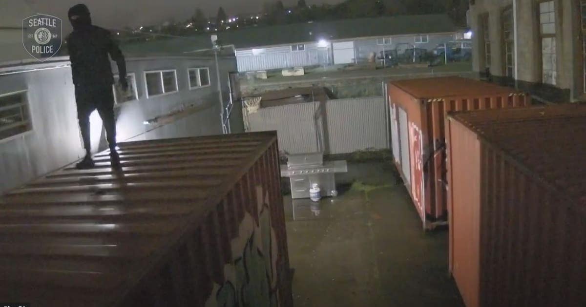 VIDEO: Suspects attempt to break into SoDo weed shop, 1 arrested after ...