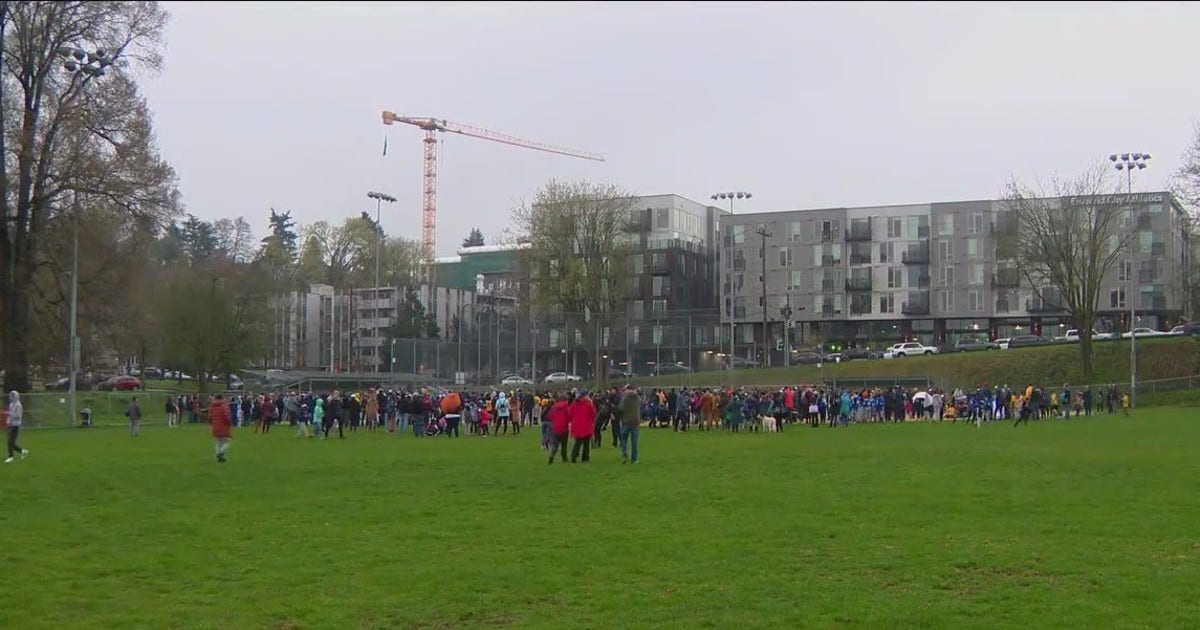 Community celebrates revamped field for Seattle little leaguers | FOX ...