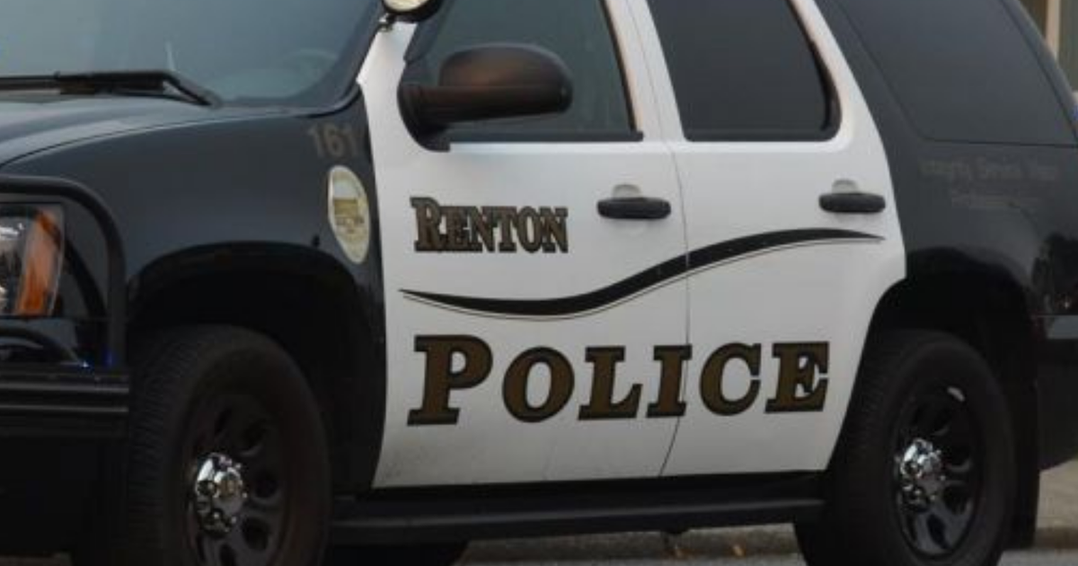 Man drowns evading police at Renton park, woman detained | FOX 13 Seattle
