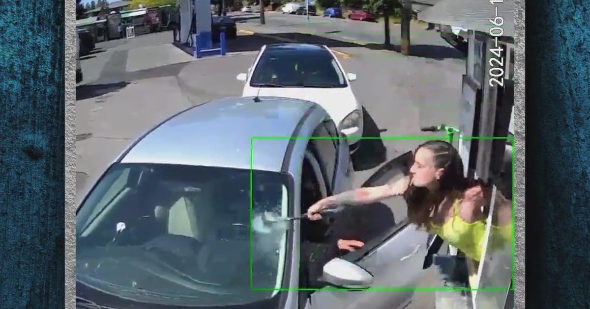 Bikini barista smashes windshield after customer throws drink | FOX 13 ...