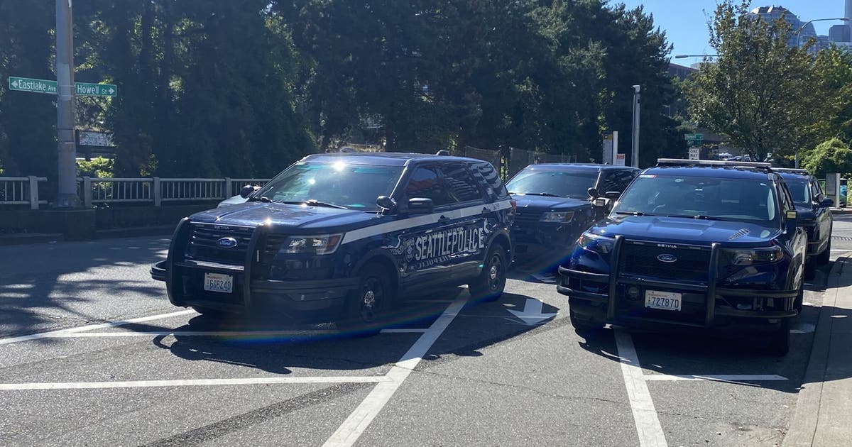 Seattle man found dead in apartment, police seek suspect | FOX 13 Seattle