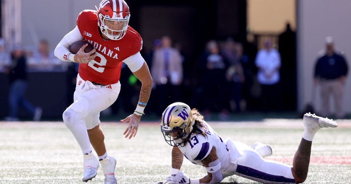 Tayven Jackson and defense lead Indiana to 31-17 win over Washington ...