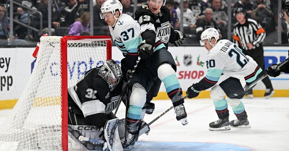 Adrian Kempe, Quinton Byfield score as Kraken fall 2-1 to Kings | FOX ...