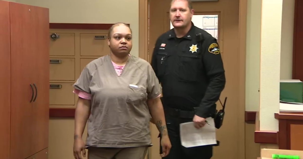 'Chicken Scam Lady' arrested in Lakewood | FOX 13 Seattle