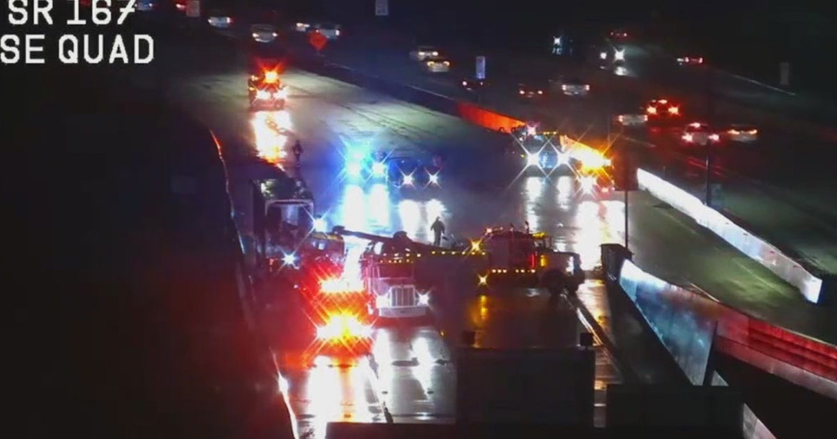 Deadly crash shuts down SR-167 in Renton, WA | FOX 13 Seattle