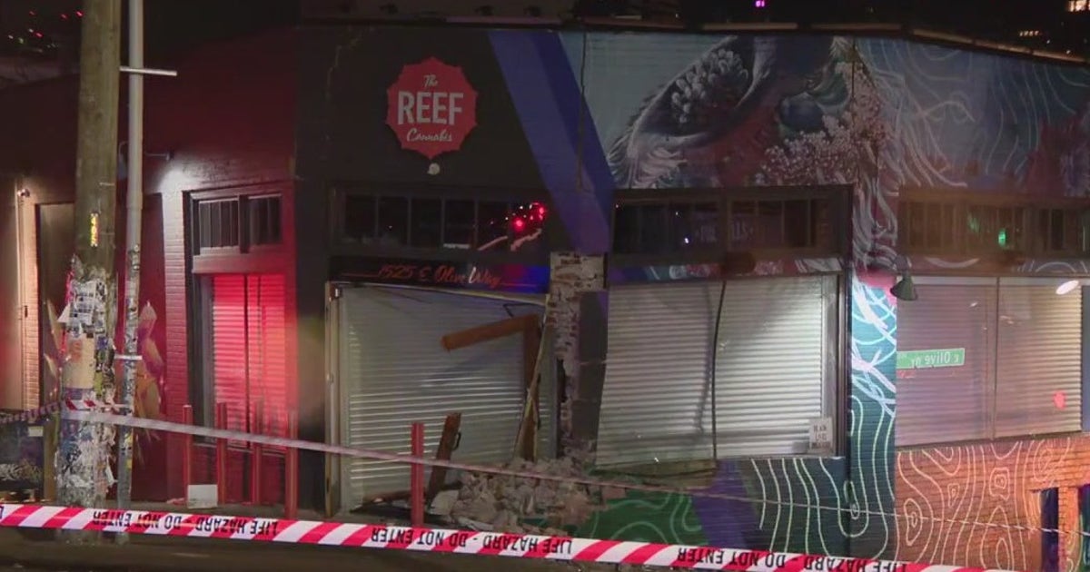 Pot shop smash-and-grabs shut down street, cause gas leak | FOX 13 Seattle