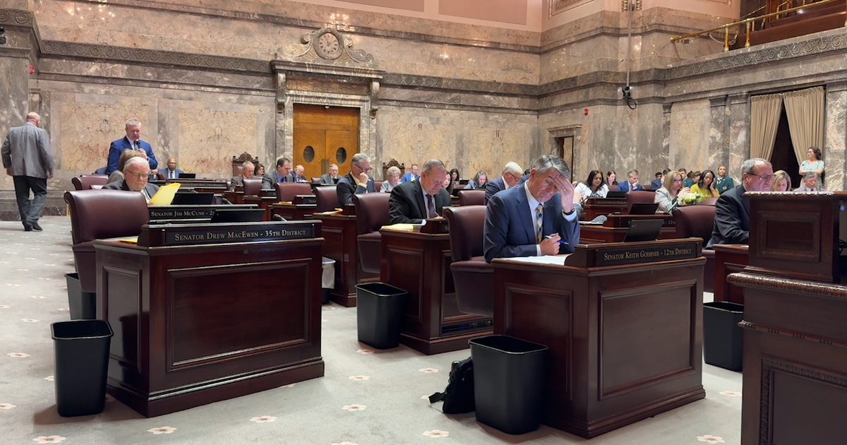 WA senate studying credit score impact on insurance | FOX 13 Seattle