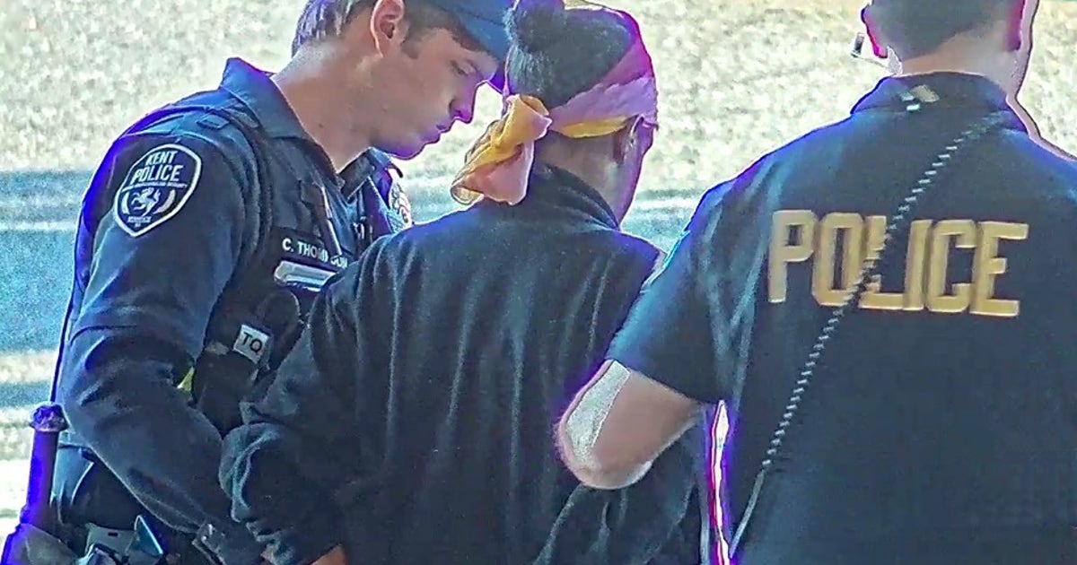 Man stuffs meat down pants in Kent, WA shoplift | FOX 13 Seattle