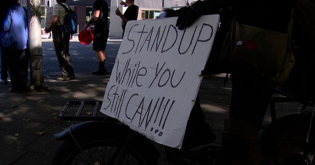 Seattleites rally at ABC affiliate over free speech, Jimmy Kimmel | FOX ...