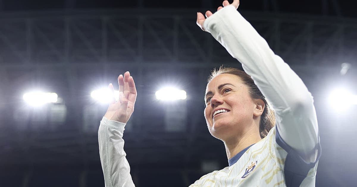 Seattle Reign captain Lauren Barnes announces retirement | FOX 13 Seattle