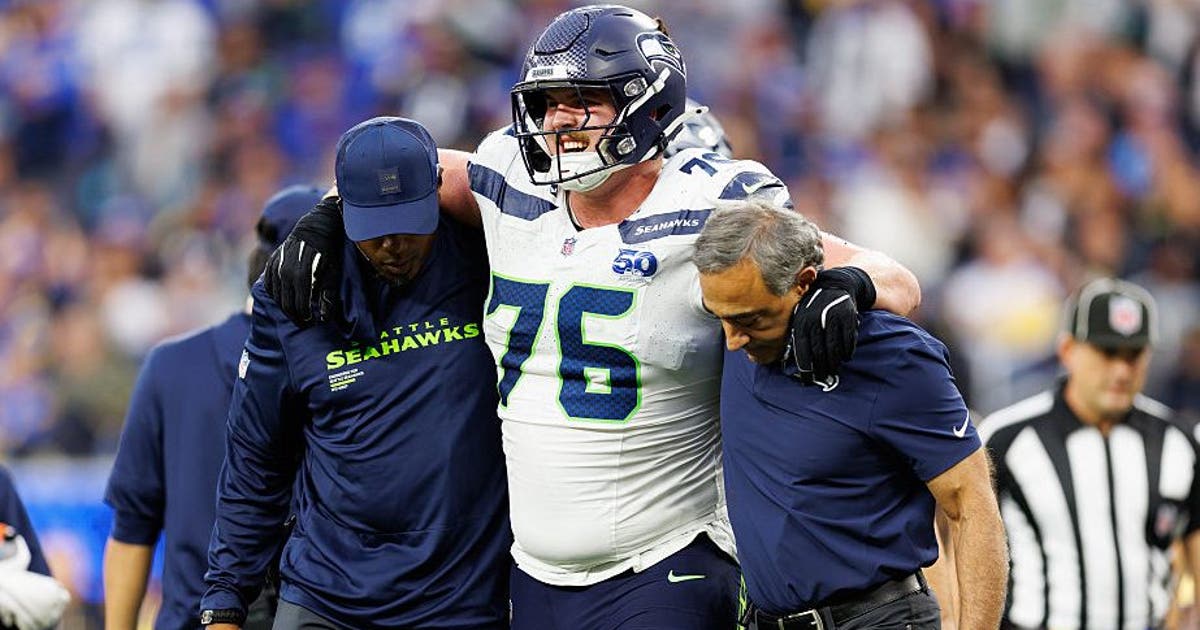 Macdonald says Zabel knee injury "nothing significant" | FOX 13 Seattle