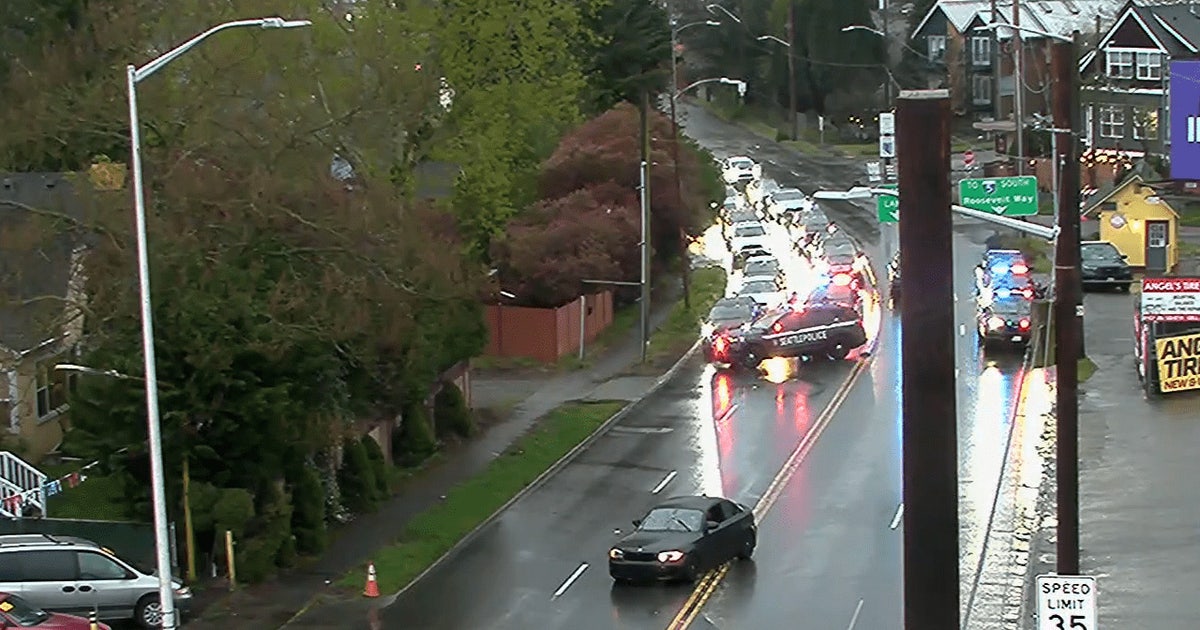 Seattle SWAT arrests man after Roosevelt gun threats | FOX 13 Seattle