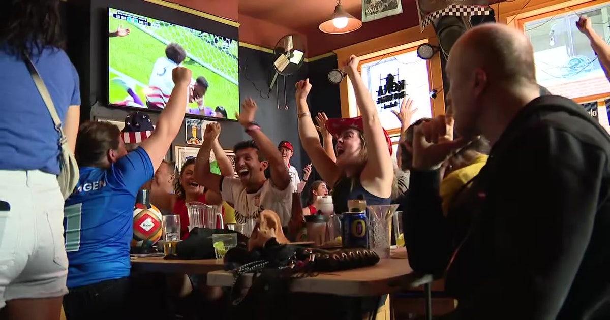 World Cup chaos: Thirsty fans drink Seattle bars dry | FOX 13 Seattle